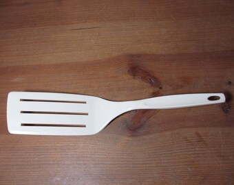Vintage spatula | Etsy