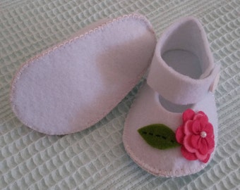 Felt baby shoes | Etsy