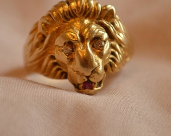 Gold lion ring | Etsy