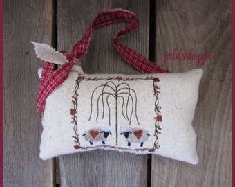 Primitive sheep | Etsy