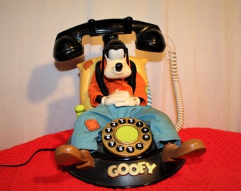 Vintage telephone | Etsy