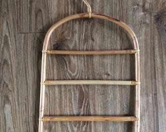 Vintage towel rack | Etsy