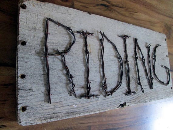 Rustic Rusty Barbed Wire Sign Riding Western Wall Decor