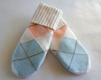 Mittens from recycled felted wool sweaters. by MittensEtc on Etsy