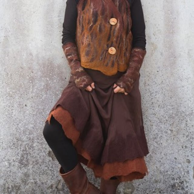 Unique handmade felt clothing and accessories by elfnfelt