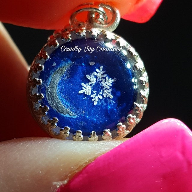 Real Preserved Snowflake Jewelry & more.... by CountryIvyCreations