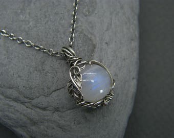 Moonstone pendant | Etsy