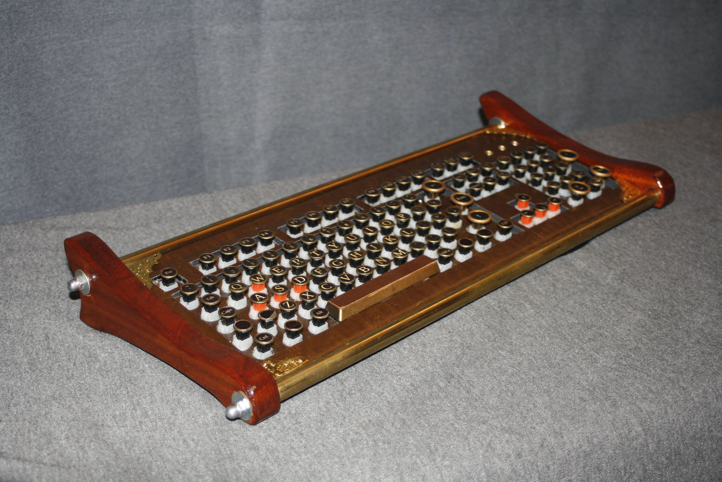Steampunk Keyboard le clavier