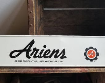 Old metal sign | Etsy