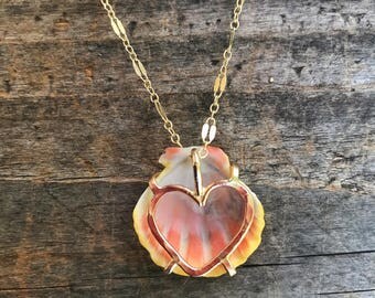 Sunrise shell necklace | Etsy