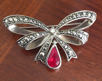 Vintage avon brooch | Etsy