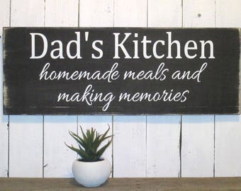 Moms kitchen sign | Etsy