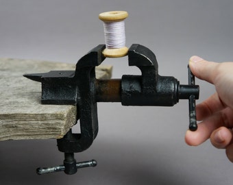 Vintage vise | Etsy