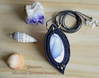 Macramé Spiritual Jewelry & Healing Crystals by QuetzArt on Etsy