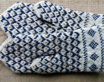 Double knit mittens | Etsy