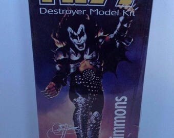 Kiss destroyer | Etsy