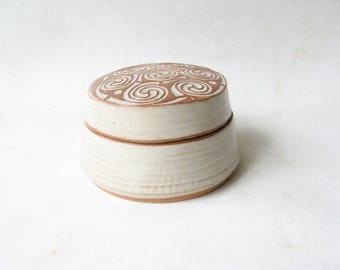 Decorative pill box | Etsy