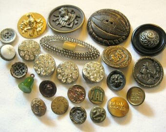 Vintage buttons | Etsy