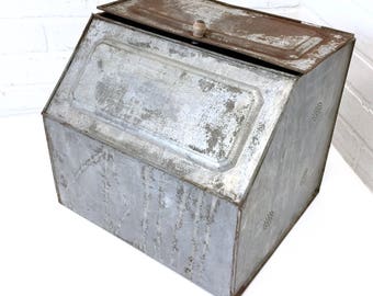 Farmhouse bread box | Etsy