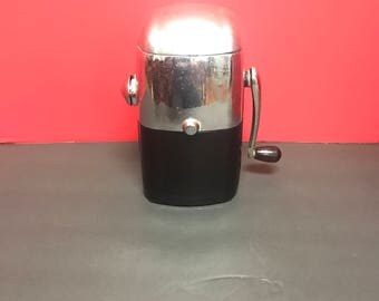 Vintage ice crusher | Etsy