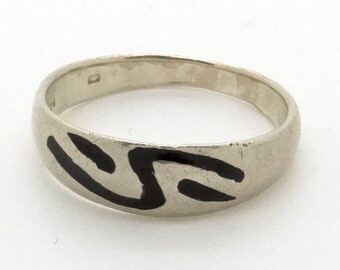 Black Enamel Ring Black Siam Ring Siam Ring Silver Twist