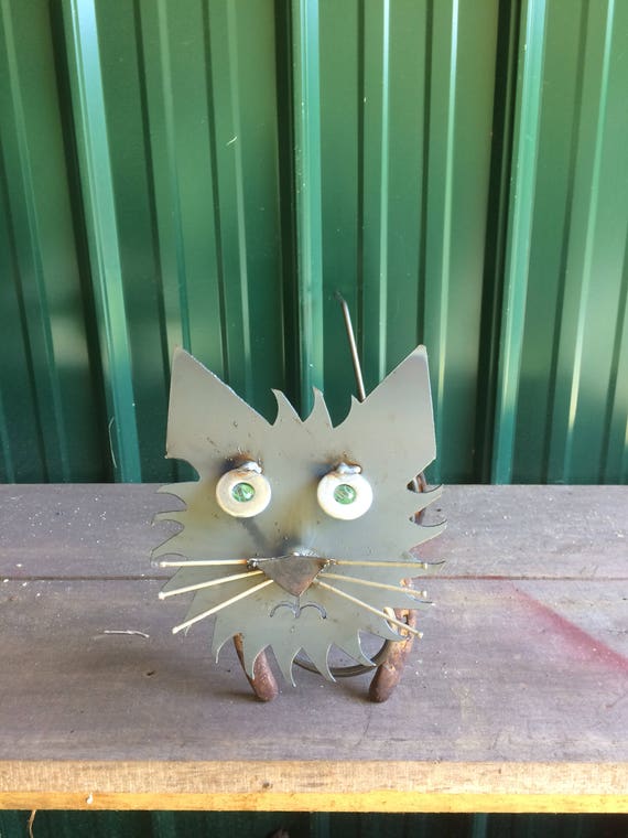 Recycled metal cat
