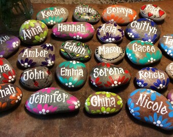 Hand painted rocks | Etsy