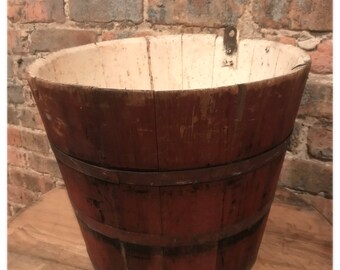 Spring Maple Syrup Sap Buckets Trees Wood White Silver Brown