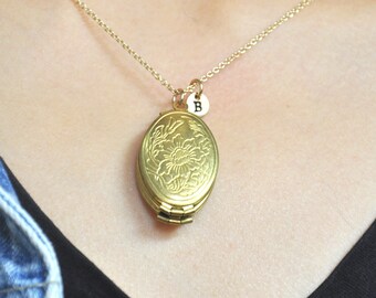 Personalized locket | Etsy