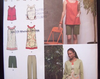 Poncho and Clutch New Look Pattern 6916 Sizes XS-XL Factory