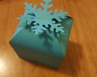 Snowflake gift box | Etsy