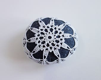 Crochet Stone Pattern DIY Lace Stone Cover Pattern Rock