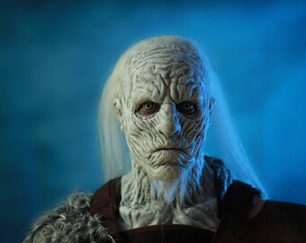 Annabelle Evil Doll Deluxe Latex Mask The Conjuring Scary