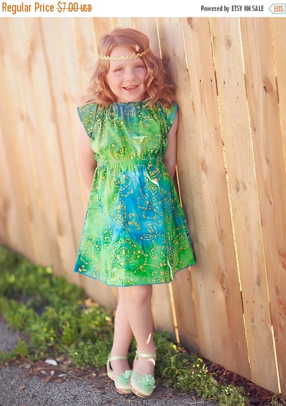 SALE Pretty Girls Dress Sewing Pattern Bohemia Flower Dress