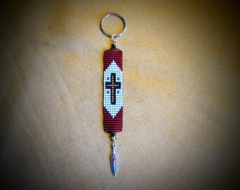 FROG PAW Frog Foot YUROK Basket Weave Design Loomed Beaded