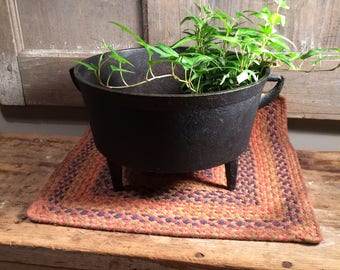 Cast iron pot | Etsy