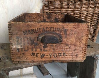 Vintage wood crates | Etsy