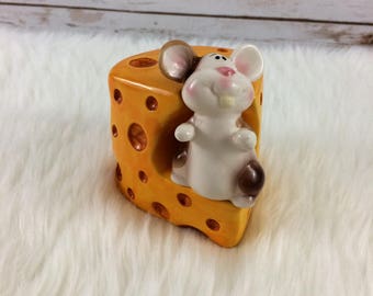 Mouse cheese shaker | Etsy