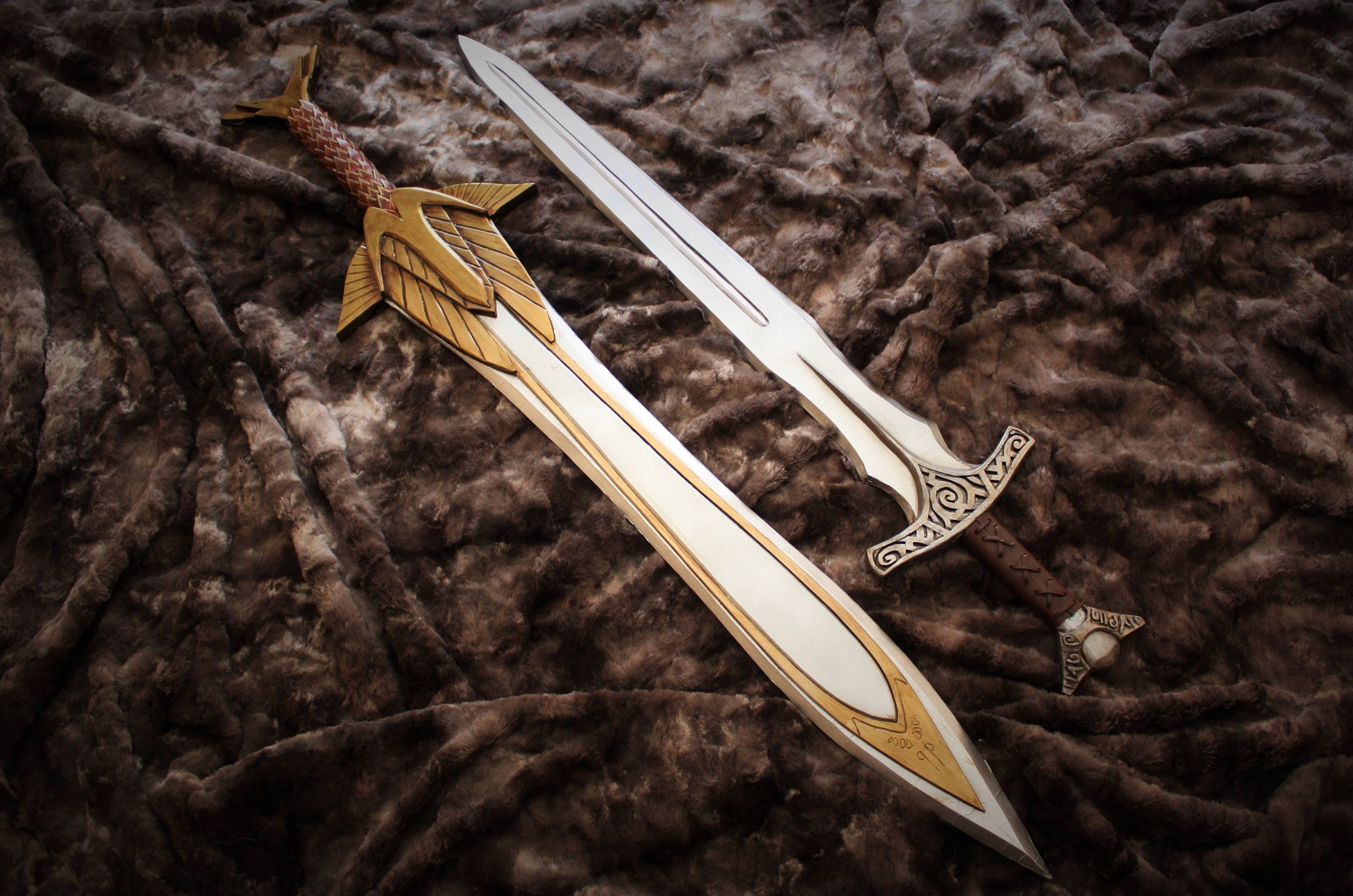 Skyrim sword