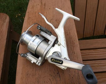 Vintage zebco reel | Etsy