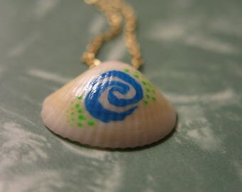 Moana necklace with heart | Etsy