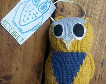 Mouse Robin Tufty Owl Knitting Pattern and Picture Tutorial