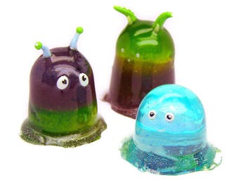 Polymer clay alien | Etsy