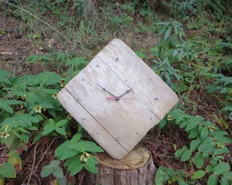 Driftwood clock | Etsy