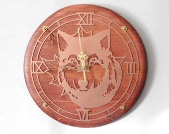 Wolf clock | Etsy