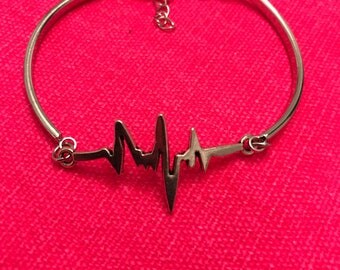 Cardiac bracelet | Etsy