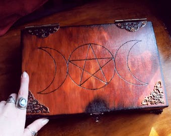 Wicca box | Etsy