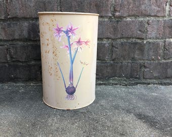 Vintage trash can | Etsy
