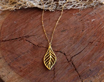 Leaf necklace | Etsy