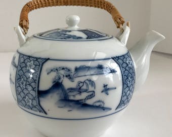 Japanese teapot | Etsy